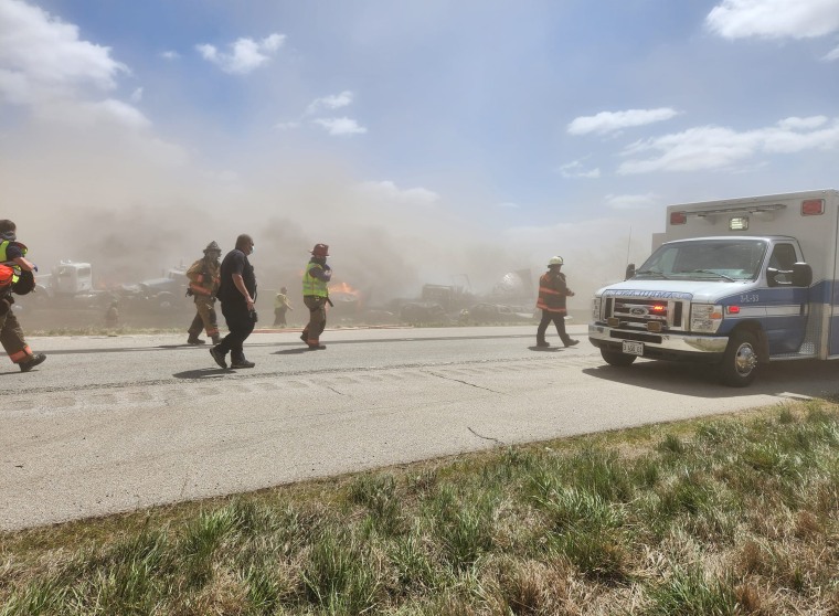 6 Dead, Dozens Injured After Illinois Dust Storm Causes Deadly Pileup
