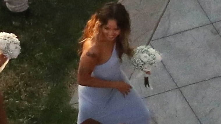 Miley Cyrus Vestida De Blanco Miley Cyrus Goes Braless In See Through