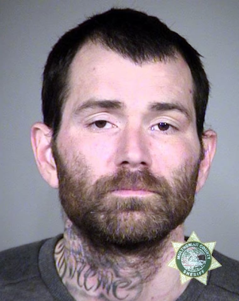 Prisoner captured after escaping Oregon mental hospital while fully ...