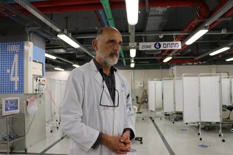 ¿Deberían curar los médicos israelíes a los terroristas de Hamas ...