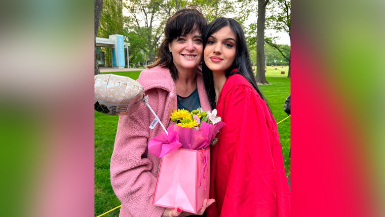 Hamas libera dos rehenes estadounidenses: una madre y su hija ...