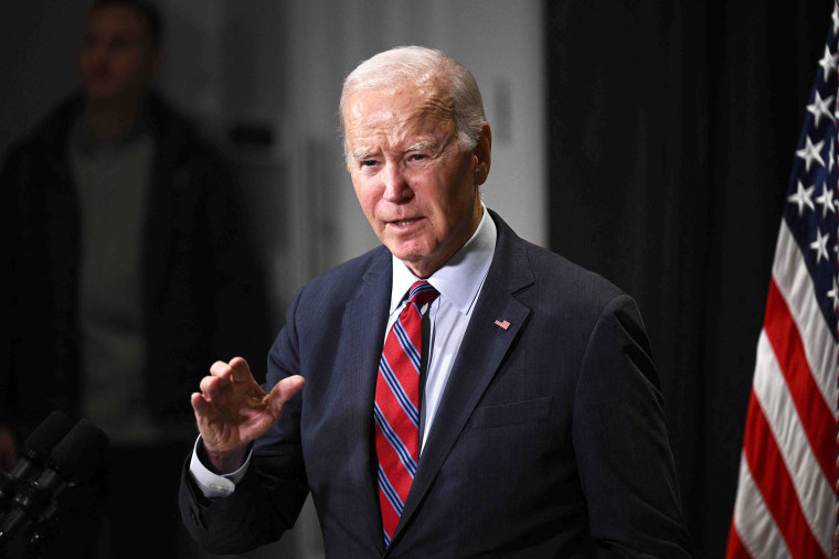 Democratic governors offer some friendly advice to Biden