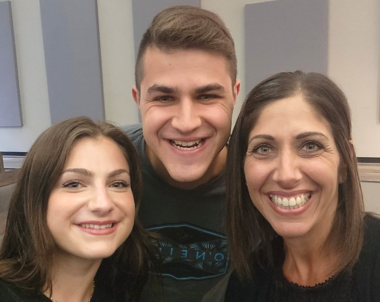 Losing 100 Pounds Helped Mom Undergo Breast Cancer Treatment