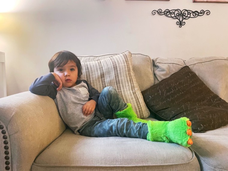 Parents Feel Seen by Viral Video of 4-Year-Old Getting Up Early on ...