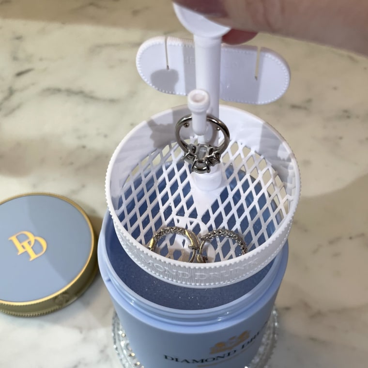 Jewelry cleaners that'll have your diamonds sparkling like new