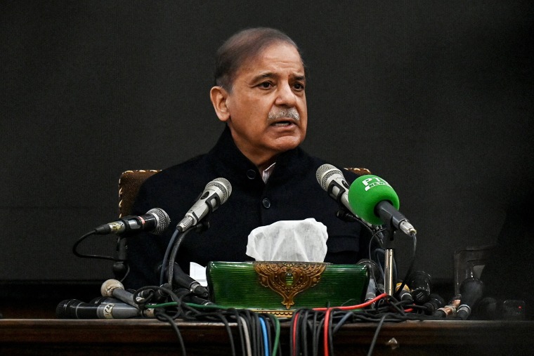 Rivals of jailed former Pakistan leader Imran Khan agree on coalition ...