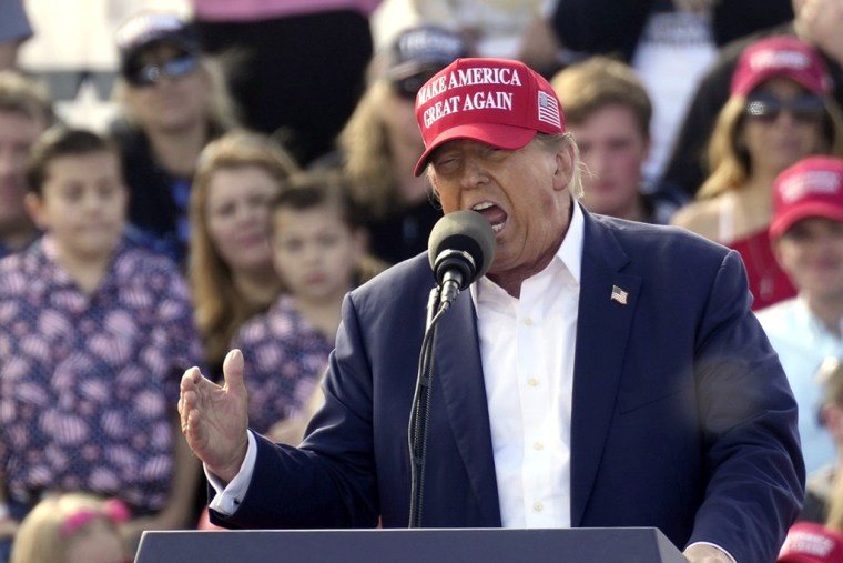 Trump Afirma Que Los Judíos Que Votan A Favor De Los Demócratas Odian