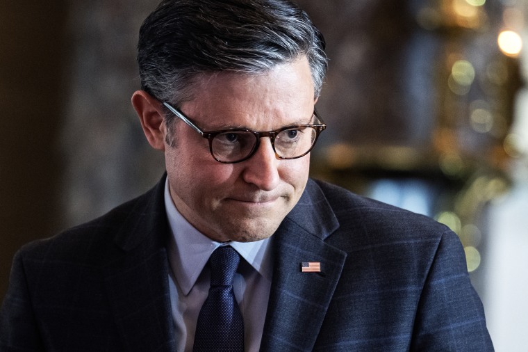 Congress blew the deadline for a plaque honoring Jan. 6 officers by ...