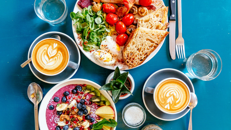 The Top 4 Healthiest Breakfasts, According to Doctors