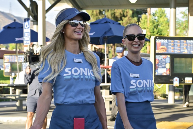 Paris Hilton and Nicole Richie Seen Working At Sonic Ahead of TV Show
