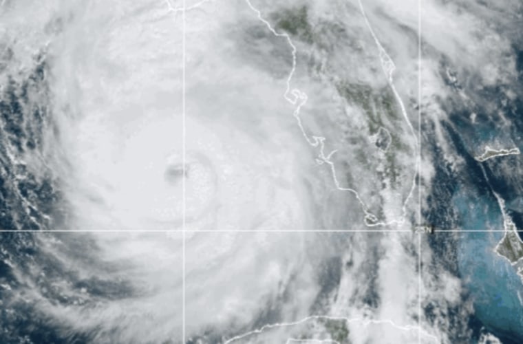Helene toca tierra en Florida como un devastador huracán categoría 4. John se degrada a tormenta ...