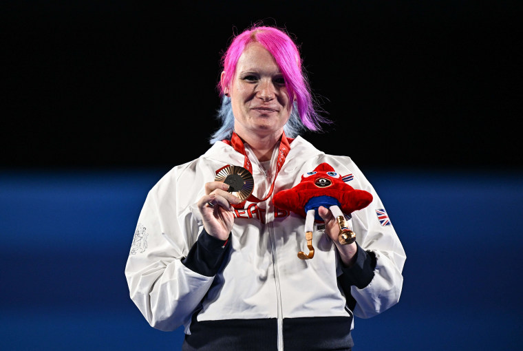 Pregnant Para Archer Jodie Grinham Makes History With Bronze Medal Win