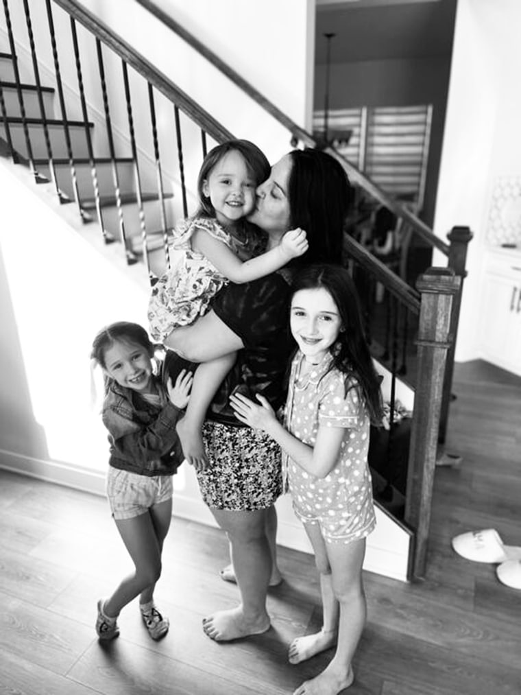4 Sisters Born On Same Day, August 25, Over Nine Years