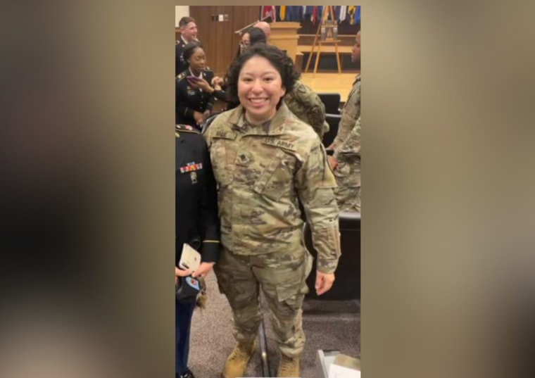 Acusan a un soldado del asesinato de la sargento latina Sarah Roque ...