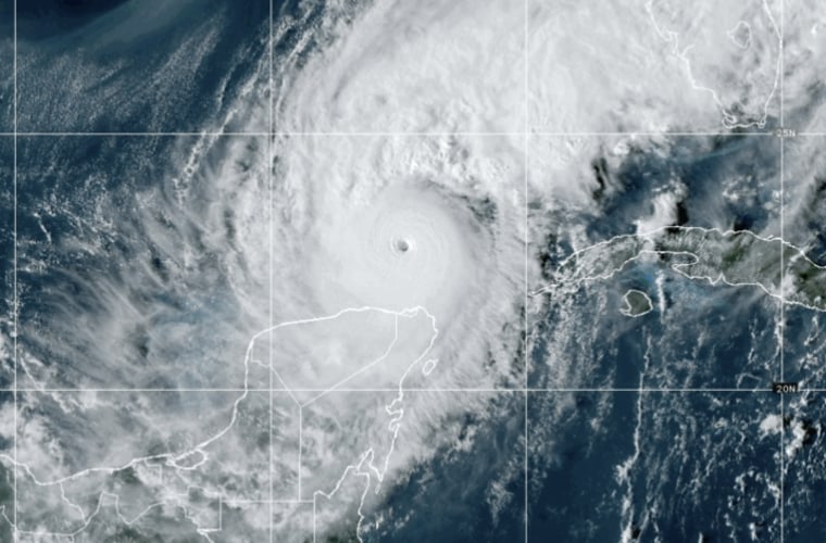 El huracán Milton se acerca a Florida como categoría 5: esperan toque tierra cerca a Sarasota