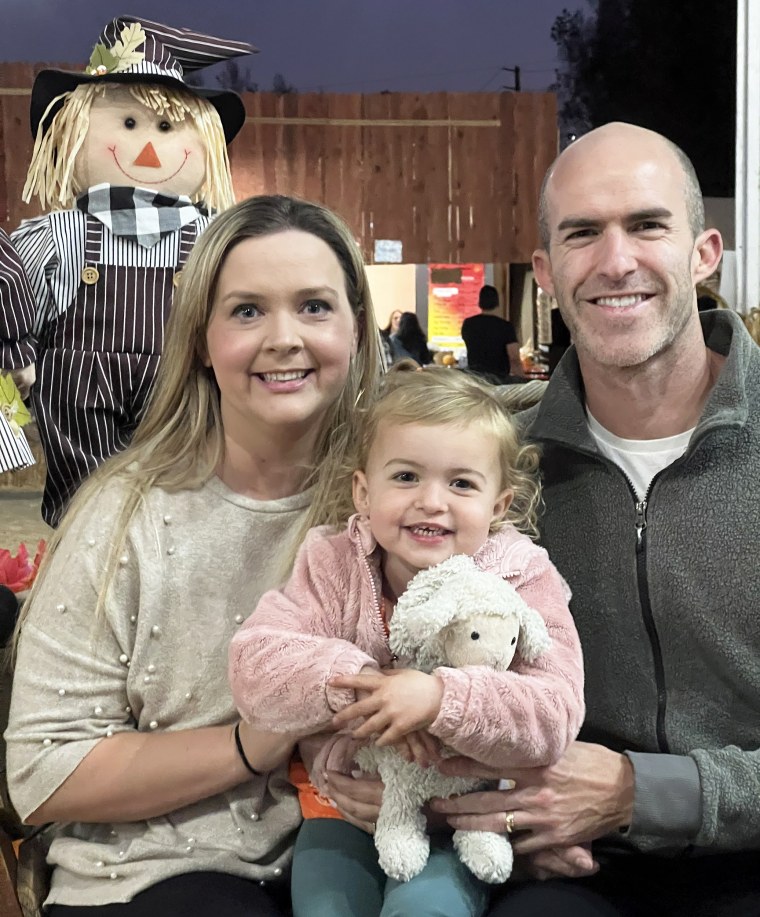 Mom Loses 50 Pounds By Walking 10,000 Steps a Day, Tracking Macros