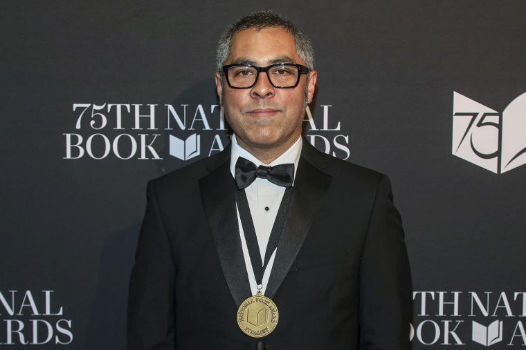 Lo que aprendió un autor galardonado tras investigar la migración y los ...