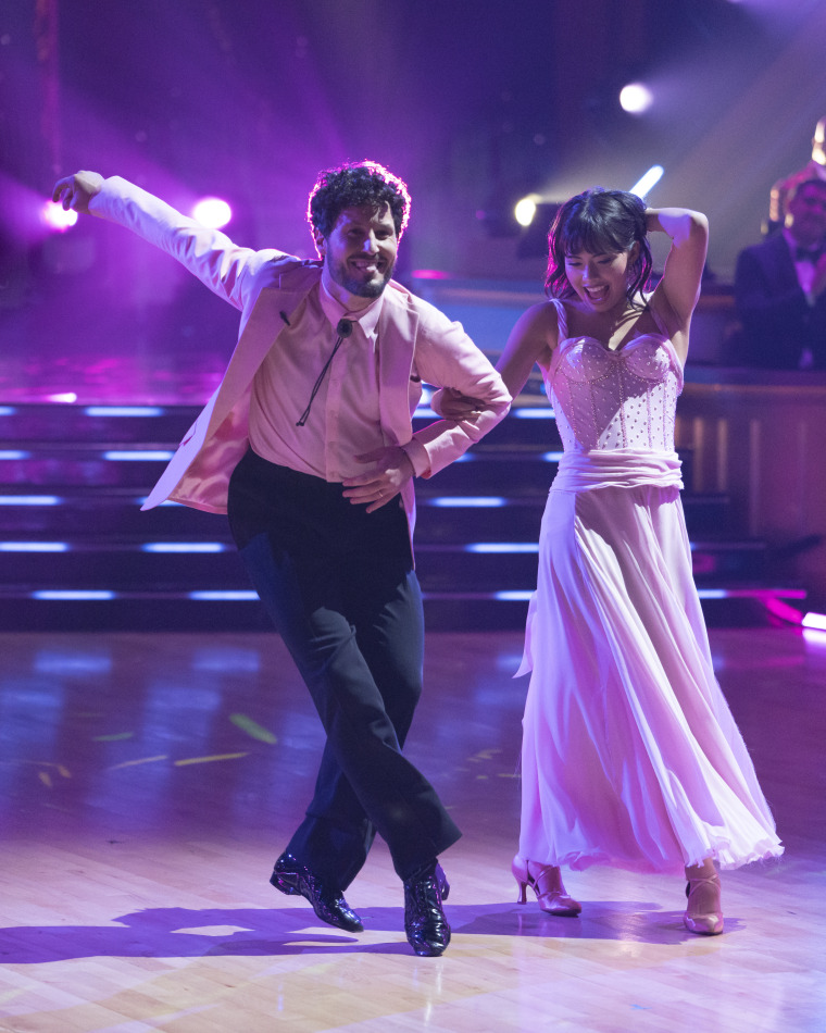 Who Won 'Dancing With the Stars' Season 33? Winner, Best Moments