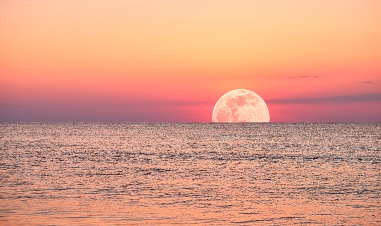 July's Full Buck Moon in Capricorn Astrological And Spiritual Meaning