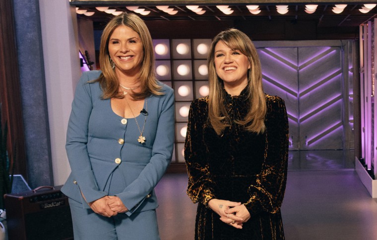 Jenna Bush Hager Sings 'Jolene' With Kelly Clarkson