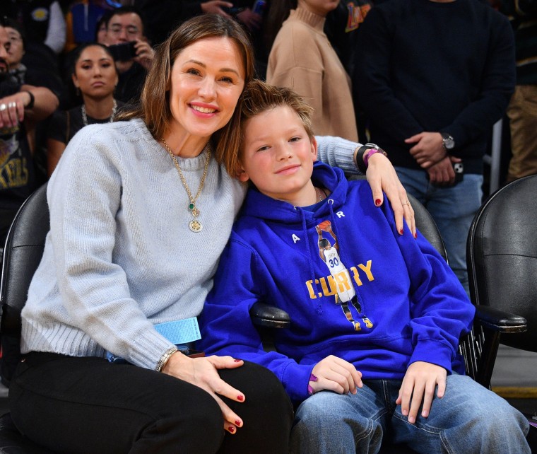 Ben Affleck and Jennifer Garner's Son, Samuel, Makes Appearance At ...