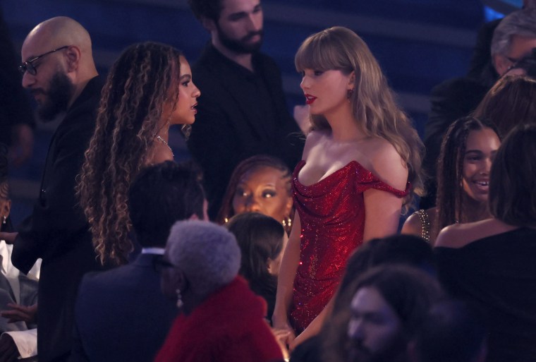 Taylor Swift and Margaret Qualley dance along to Billie Eilish
