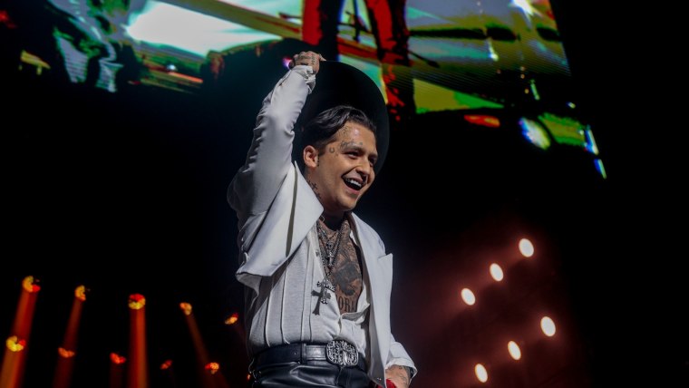 Christian Nodal emociona a sus seguidores con impactante noticia