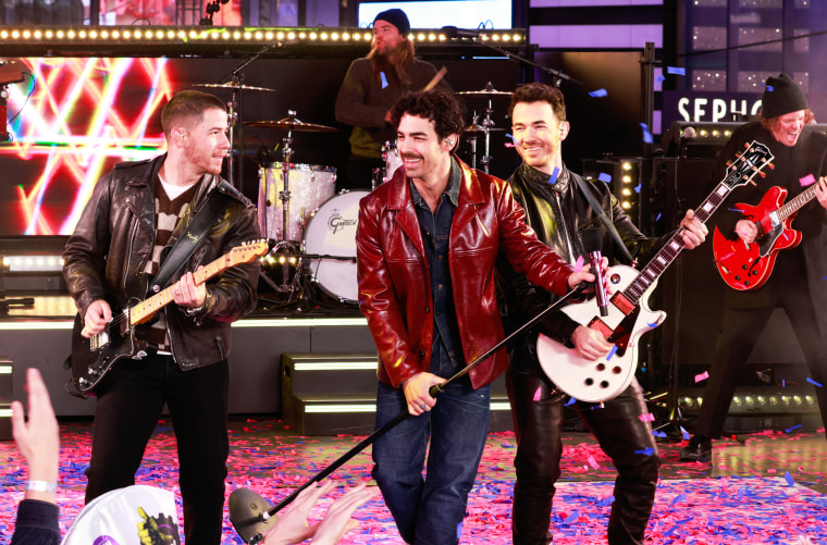 Jonas Brothers Announce JonasCon: All About the 1-Day Fan Event
