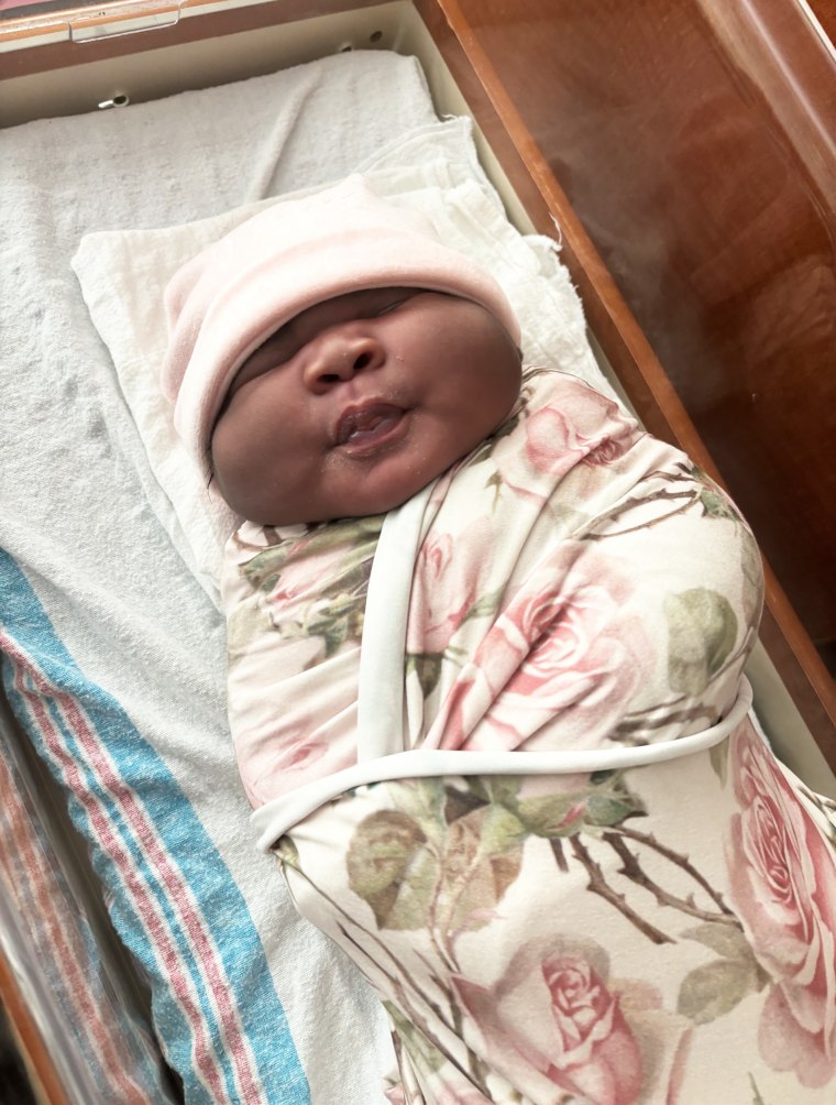 Alabama Mom Has A Big Baby, Weighing 13 Pounds