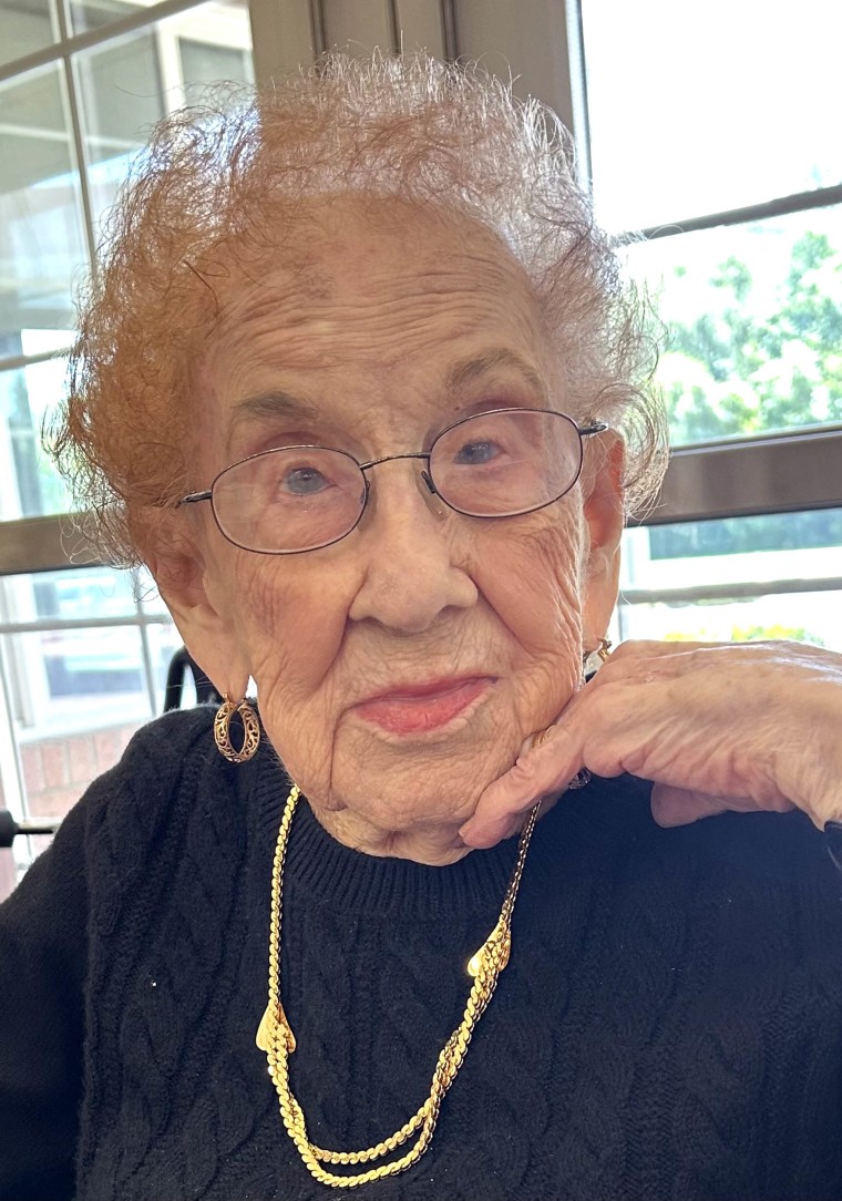 106 Year Old Woman Flies Twice A Year Shares Tips For Long Life 106-year-old-woman-flies-twice-a-year-shares-tips-for-long-life