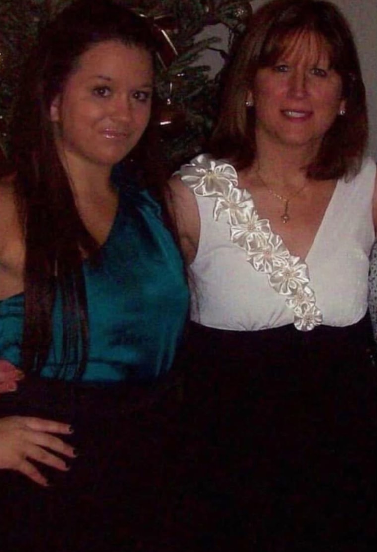 The Symptoms That Led To This Woman's Endometriosis Diagnosis