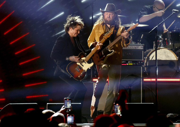 ACM Awards 2025 Live Updates: Biggest Moments From The Night