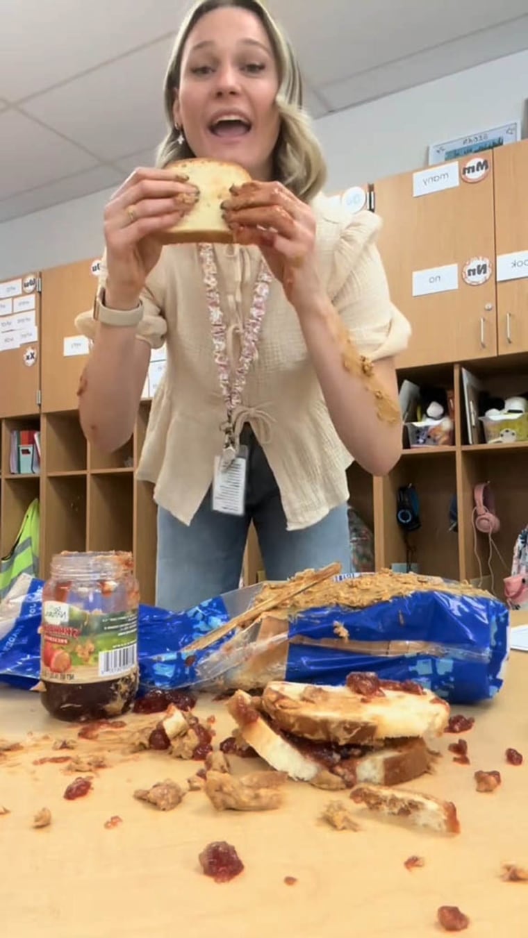 Teacher Uses PB&J Sandwich To Teach Writing