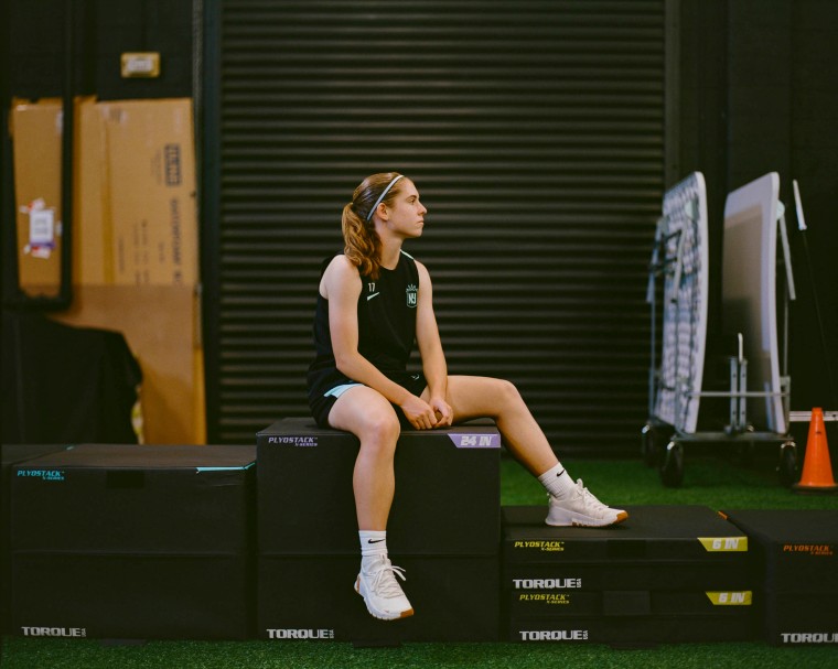 Trophies, board games and apple cider: Inside the life of the NWSL's ...