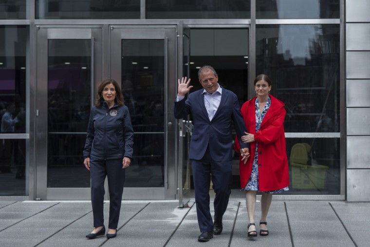 Liberan a Brad Lander, contralor de la ciudad de Nueva York y candidato ...