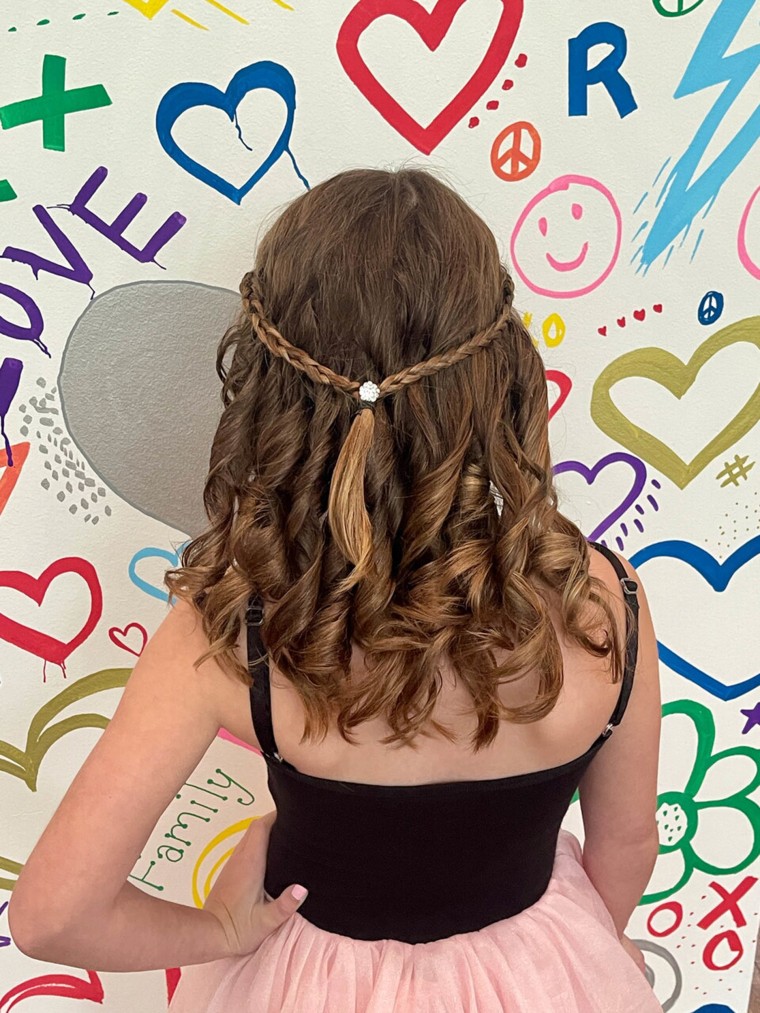 Dads are Doing Their Daughters' Hair