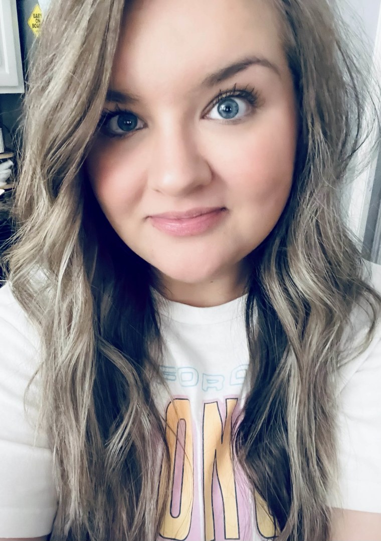 Mom Shares Sign of Ovarian Cancer That Doctors Mistook For A Cold