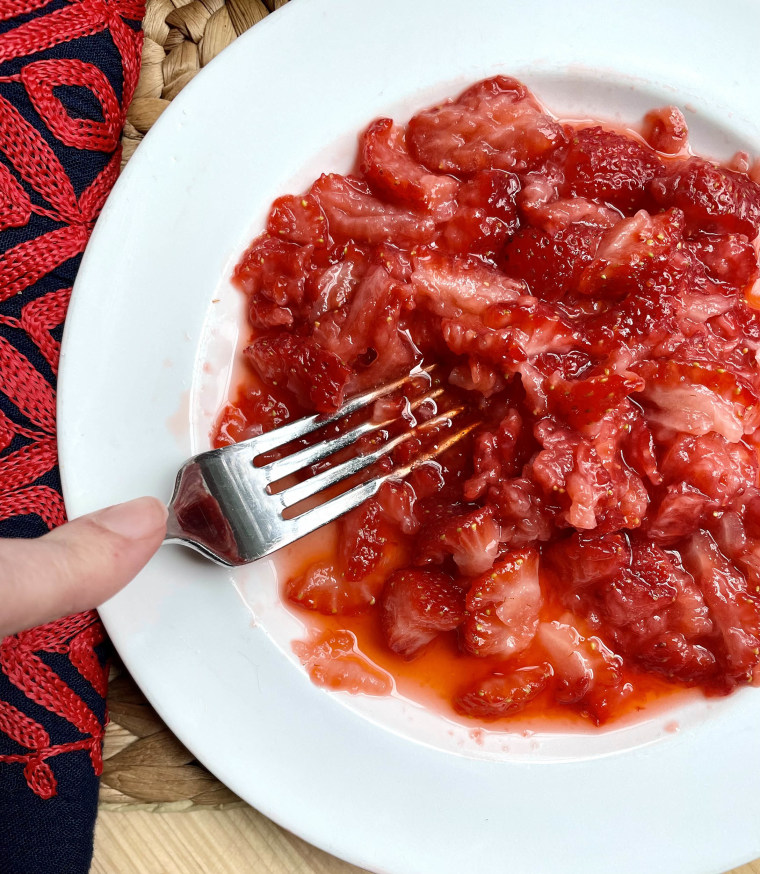 Iga Świątek Shocked Wimbledon With Post-Match Dish: Strawberry Pasta