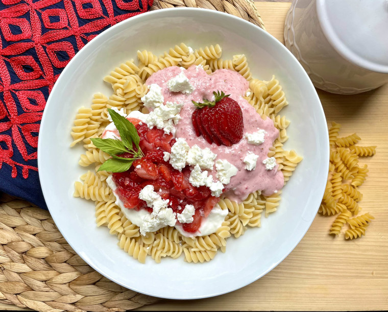 Iga Świątek Shocked Wimbledon With Post-Match Dish: Strawberry Pasta