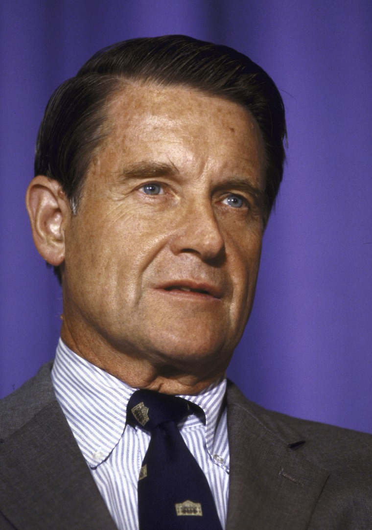 William H. Webster, who led both the FBI and CIA, dies at 101