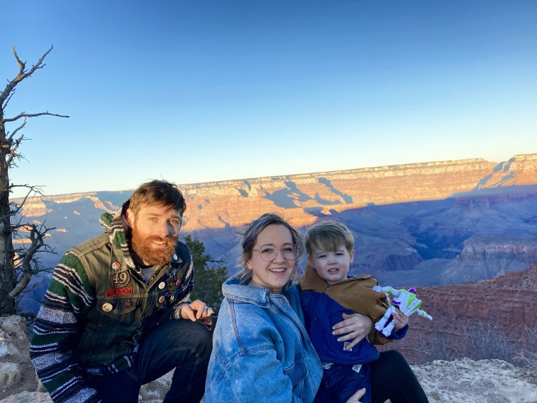 Dad Diagnosed With ALS at 32 Mistook Early Signs as Being 'Uncoordinated'