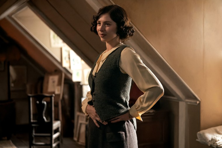 How the 'Outlander: Blood of My Blood' Cast Compares to the Original ...