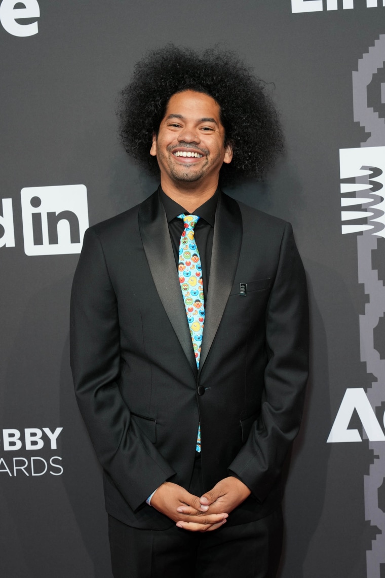 ‘Reading Rainbow’ Returns With Mychal Threets as Host