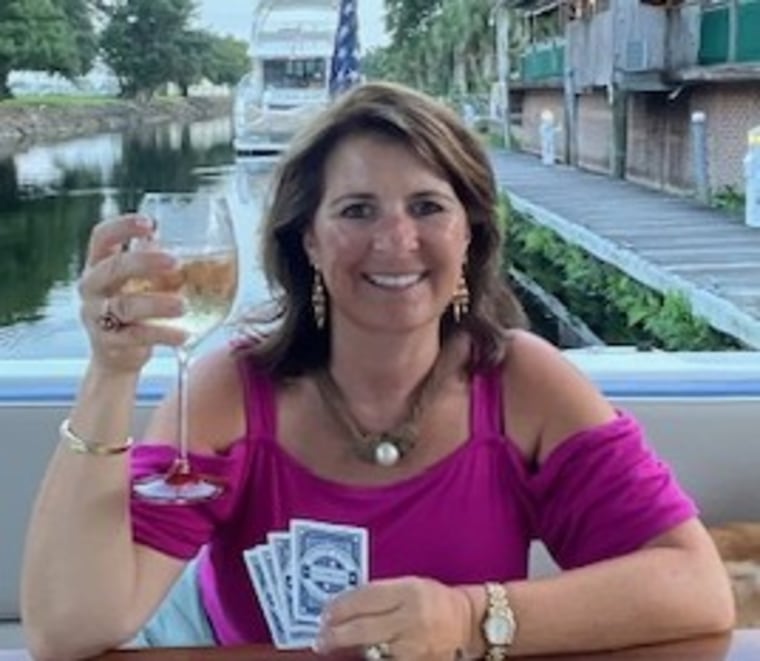 Writer Linda Brossi Murphy Pens Moving, Hilarious Obituary for Herself