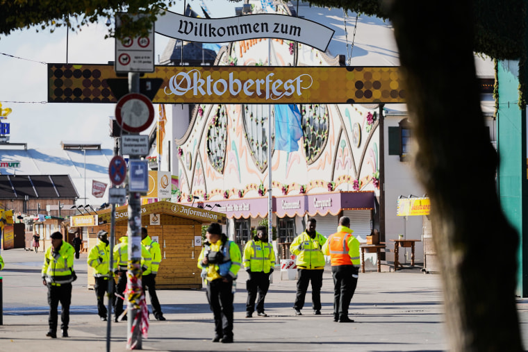 Munich Oktoberfest fairgrounds closed after bomb threat and deadly ...