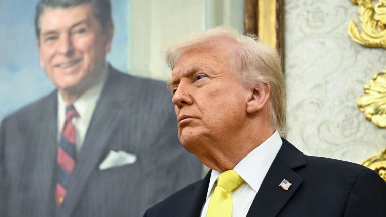Trump impone a Canadá un impuesto de importación adicional del 10% por ...