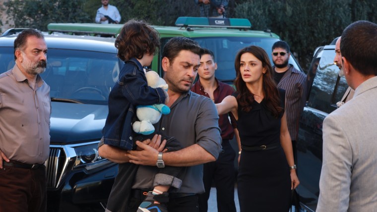 Telemundo estrenará la serie turca Lejos de Ti el 20 de octubre