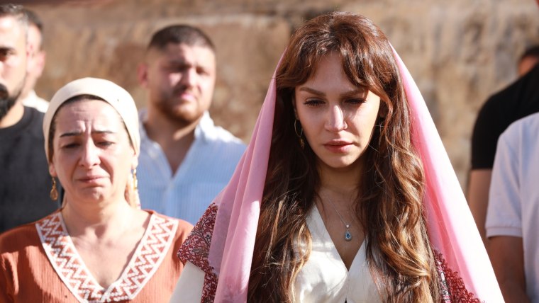 Telemundo estrenará la serie turca Lejos de Ti el 20 de octubre