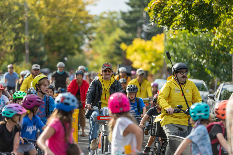 Benson Boone Joins Portland Kids on Their Bike Bus