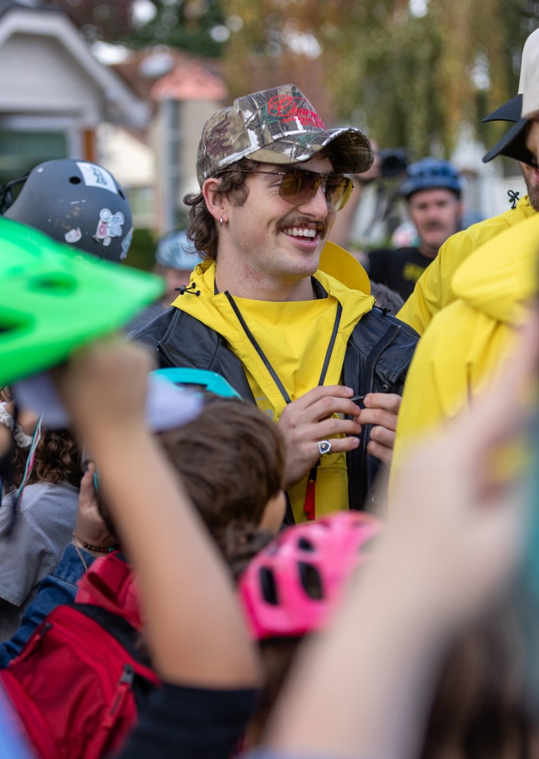 Benson Boone Joins Portland Kids on Their Bike Bus